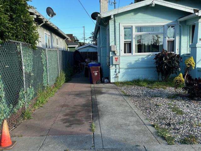 Millsmont, Oakland, CA 94605 | MLS #41130 | Compass