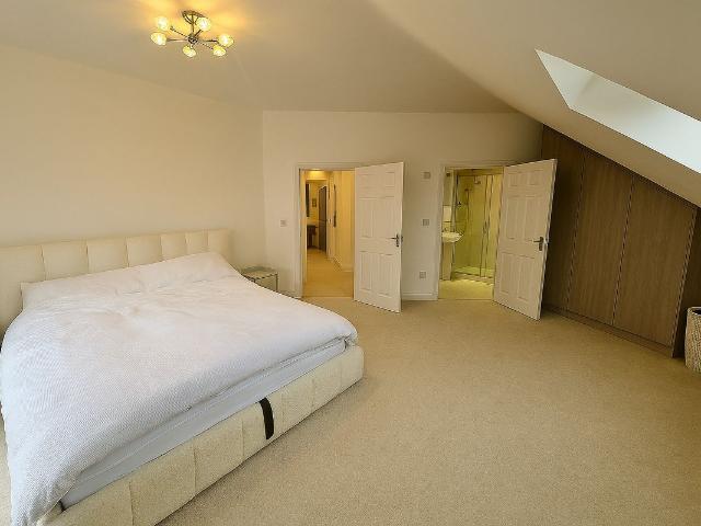 Millstone Way, Harpenden AL5, 2 bed property to rent, £2,250 pcm | PrimeLocation