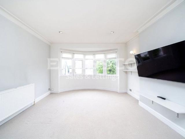 Millway, NW7, London