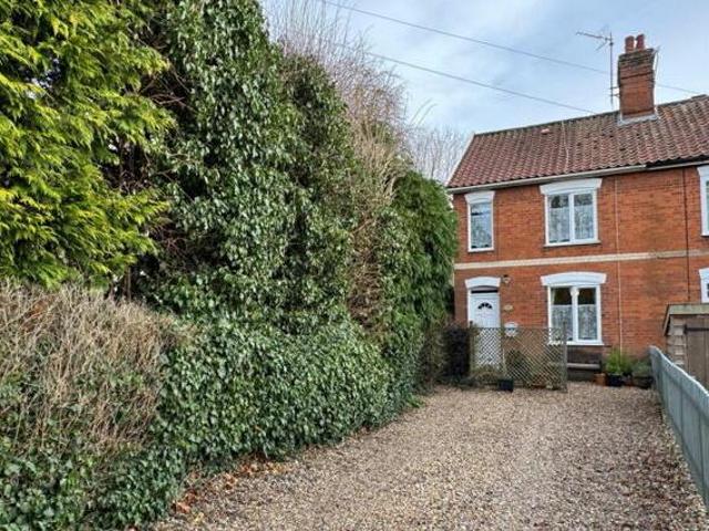 Millward Cottages, North Green Road, 3 Bedroom End
