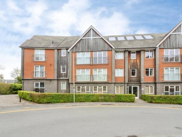 Millward Drive, Milton Keynes MK2, 1 bed flat to rent, £1,200 pcm | PrimeLocation