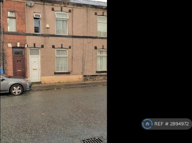 Milltown Street, Radcliffe. 3 bed terraced house to rent £1,025 pcm £237 pw