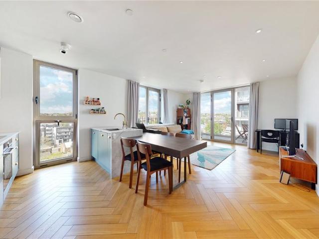 Milne Building, Heritage Lane. 1 bed apartment to rent £2,600 pcm £600 pw