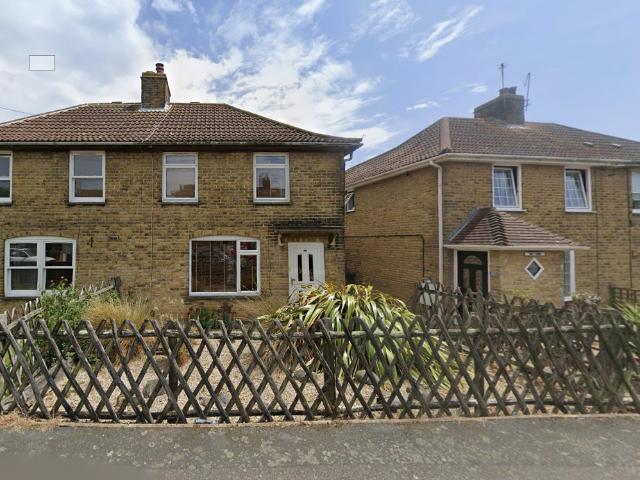 Milner Crescent, Canterbury CT3, 2 bed property to rent, £1,300 pcm | PrimeLocation