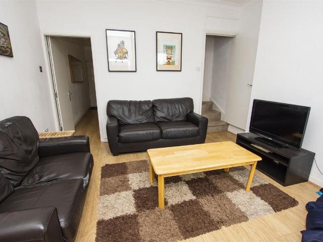Milner Road, Birmingham, West Midlands B29, 4 bed shared accommodation to rent, £650 pcm | PrimeLocation