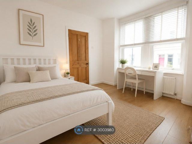Milner Road, Brighton BN2, 5 bed terraced house to rent, £2,795 pcm | PrimeLocation