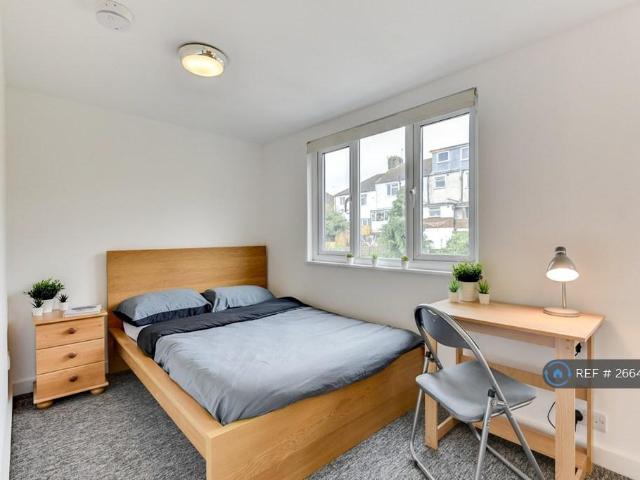 Milner Road, Brighton, BN2 6 bed terraced house to rent £3,450 pcm £796 pw