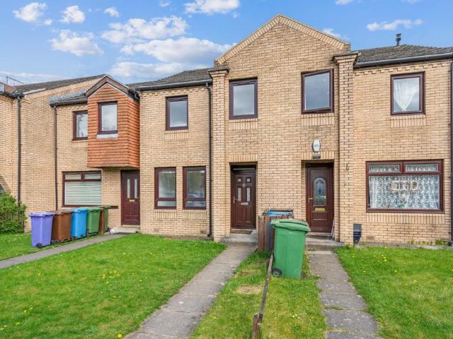 Milnpark Gardens, Kinning Park. 3 bed terraced house to rent £1,495 pcm £345 pw