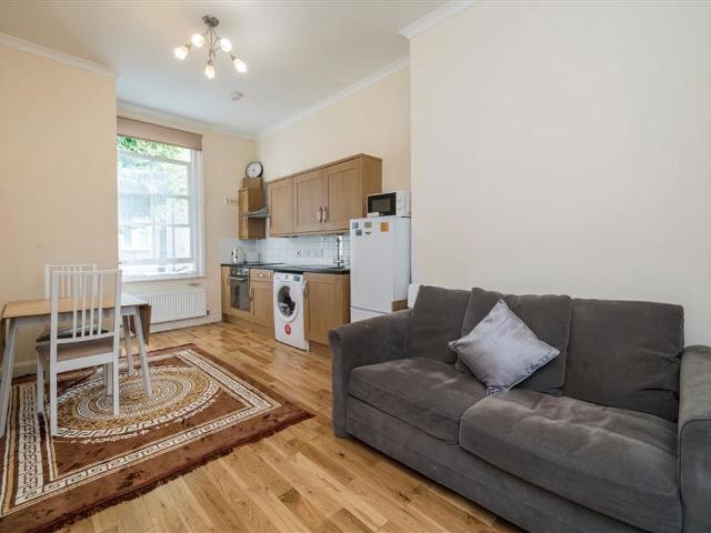 Milson Road, London W14, 2 bed flat to rent, £2,400 pcm | PrimeLocation
