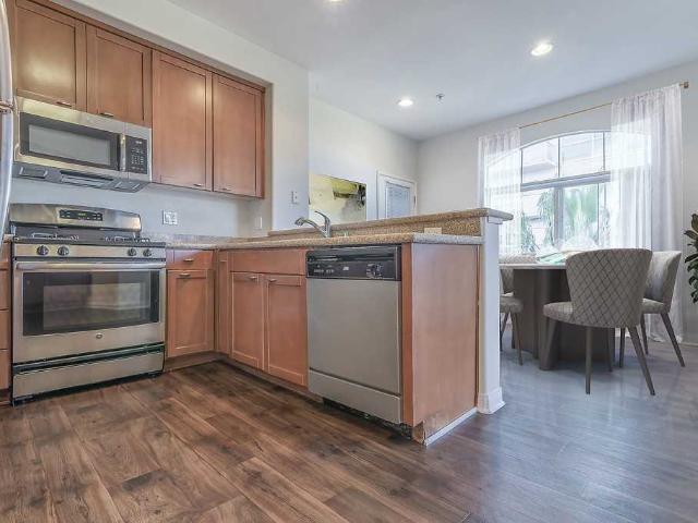 Mirabella 2 Bedroom Apartment for Rent at 13701 Marina Pointe Dr, Los Angeles, CA 90292 Venice