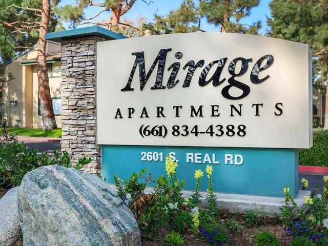 Mirage, Bakersfield 2 Bedroom Apartment for Rent at 2601 S Real Rd, Bakersfield, CA 93309