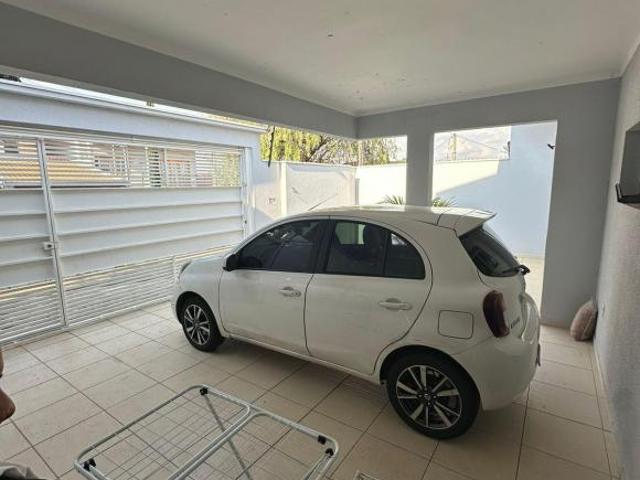 Mirante de Jundiaí Casa Térrea no Mirante de Jundiaí com 3 Dormitórios e Suíte com Closet