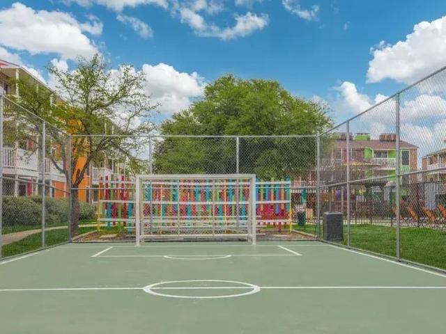 Mireya Apartment Homes 1 Bedroom Apartment for Rent at 3333 Webb Chapel Ext, Dallas, TX 75220