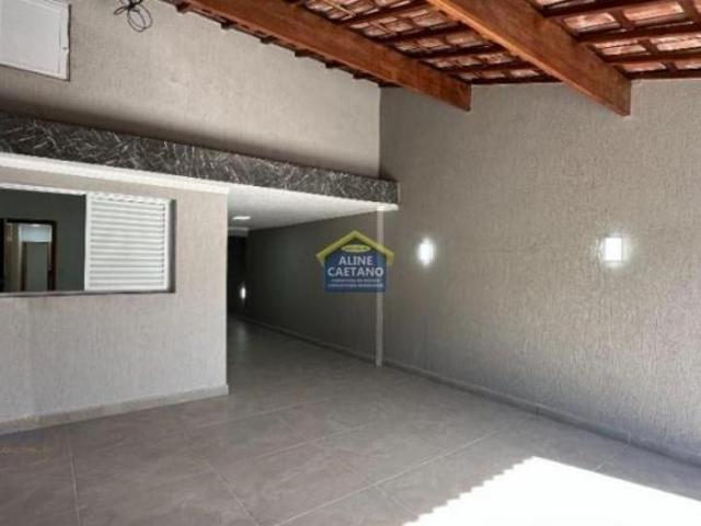 Mirim Casa c/ Piscina, 2 dorms, 3 vagas 680 mil