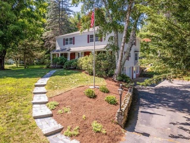 Mirror Lake Dr, Tuftonboro, Home For Sale