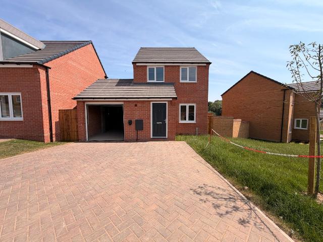 Misteltoe Way, Sutton In Ashfield NG17, 3 bed detached house to rent, £1,200 pcm | PrimeLocation