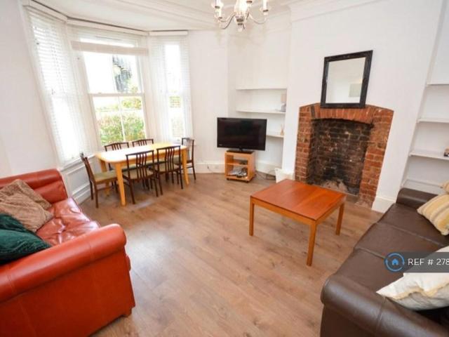 Mistletoe Road, Newcastle Upon Tyne, NE2 6 bed terraced house to rent £3,848 pcm £888 pw