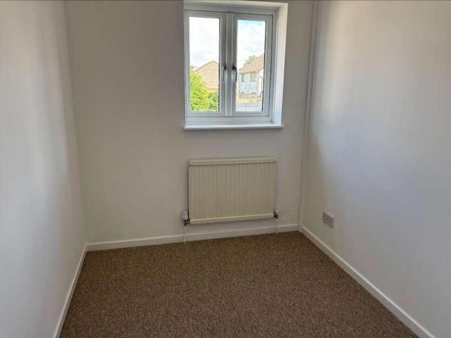 Misburg Close, Shepton Mallet, BA4