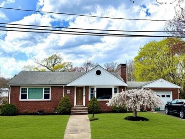 Mishawum Rd, Woburn, Home For Sale
