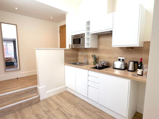 Mishka, Furnished Stylish Studio in West Bridgford