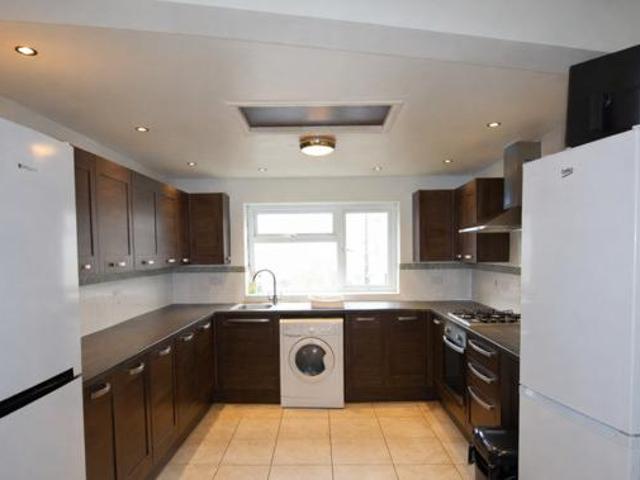 Miskin Street, Cathays, 7 Bedroom Flat
