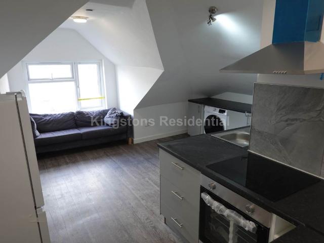 Miskin Street, Cathays CF24, 2 bed flat to rent, £1,250 pcm | PrimeLocation