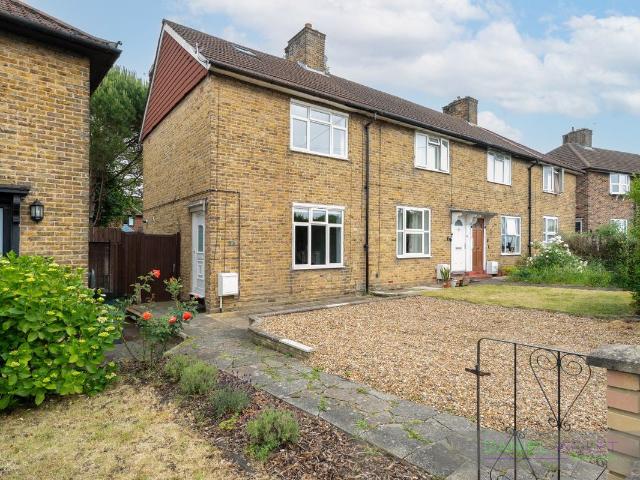 Missenden Gardens, Morden SM4, 3 bed end terrace house to rent, £2,400 pcm | PrimeLocation