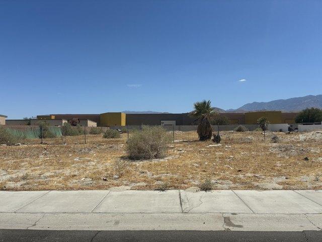 Mission Dr Lot 4, Cathedral City, CA 92234
