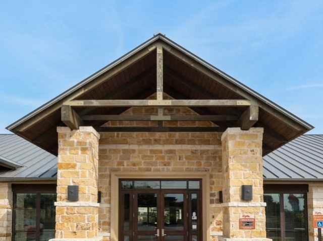 Mission Hill 3 Bedroom Apartment for Rent at 2745 Westpointe Dr, New Braunfels, TX 78132