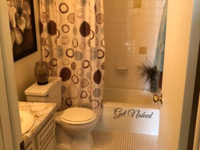 Mission Hills 2 Bedroom Apartment for Rent at 7755 S Scepter Dr, Franklin, WI 53132