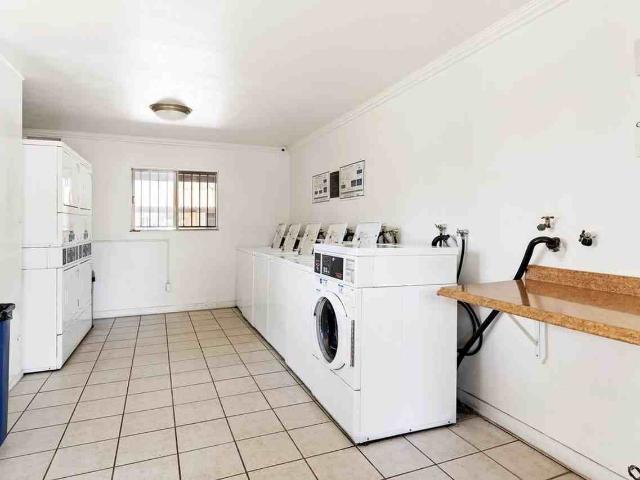 Mission Plaza Apartment Homes 2 Bedroom Apartment for Rent at 1731 Mitchell Ave, Tustin, CA 92780 Tustin