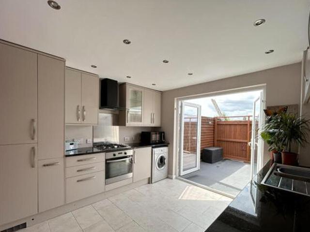 Mitton Way, Mitton, 3 Bedroom Flat