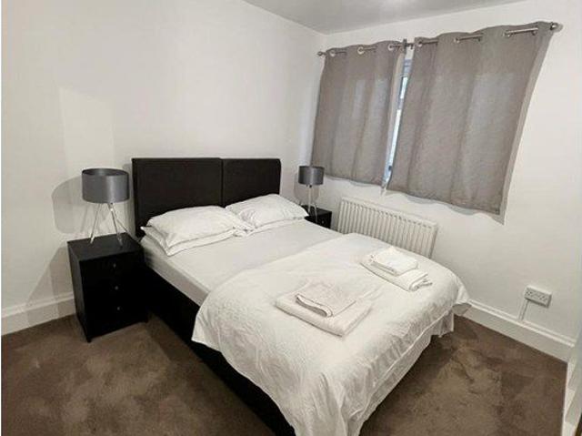 Mitcham House, London SE5, 1 bed flat to rent, £1,700 pcm | PrimeLocation