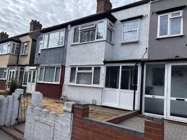 Mitcham Road, Croydon, Surrey CR0, 3 bed detached house to rent, £2,100 pcm | PrimeLocation