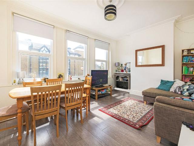 Mitcham Road SW17, 4 bed flat to rent, £3,400 pcm | PrimeLocation