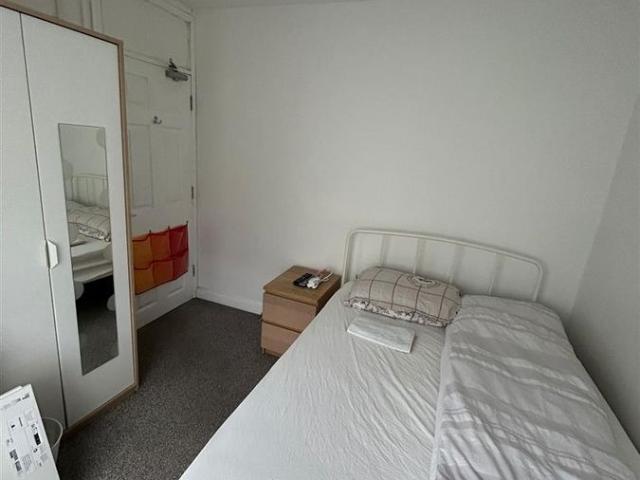 Mitchell Avenue, Coventry CV4, Room to rent, £500 pcm | PrimeLocation