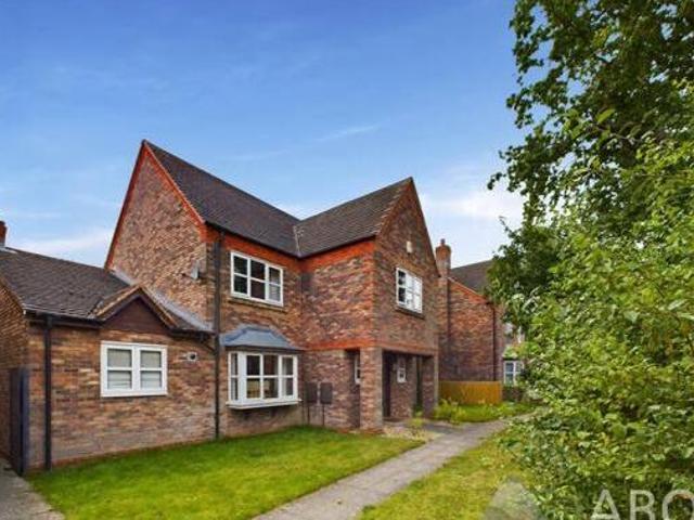 Mitchell Close, Fradley, 5 Bedroom Detached