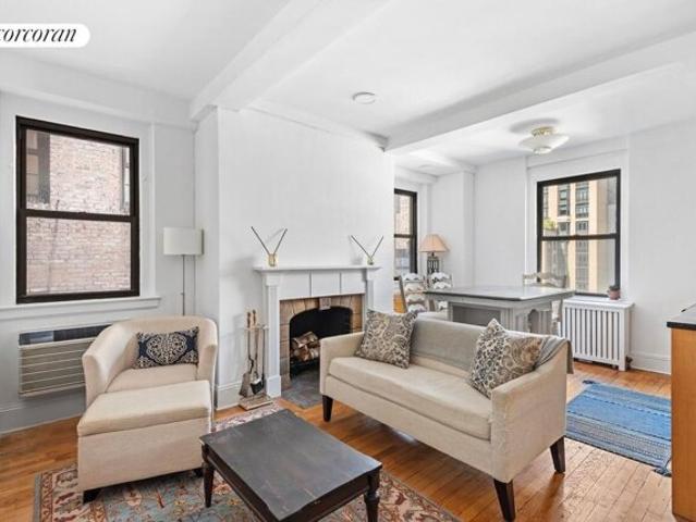 Mitchell Pl Apt F, New York, Property For Sale