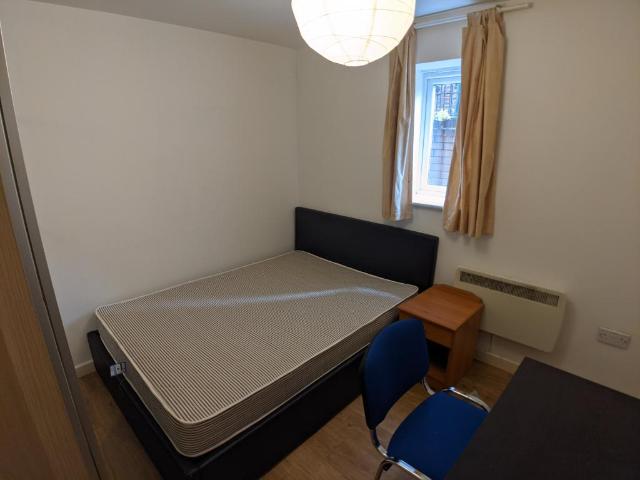 Mitford Road, Manchester M14 3 bed flat to rent £1,745 pcm £403 pw