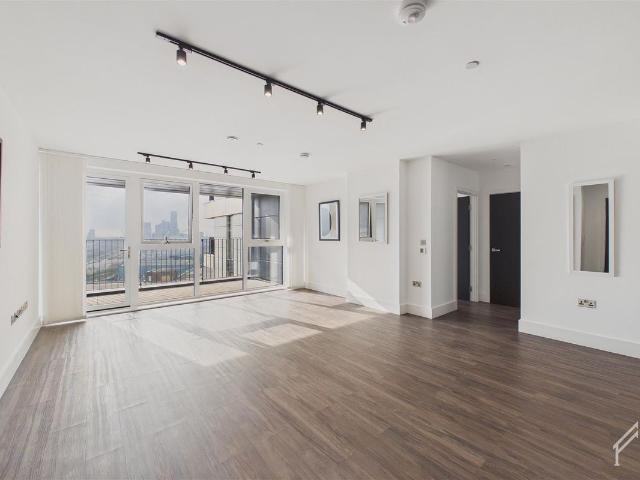 Mitre Way, North Kensington London NW10, 2 bed flat to rent, £2,590 pcm | PrimeLocation