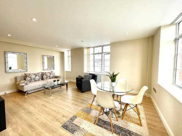Mitre House, Western Road, Brighton 2 bed apartment to rent £1,850 pcm £427 pw