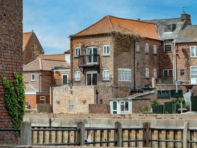 Mixed use for sale