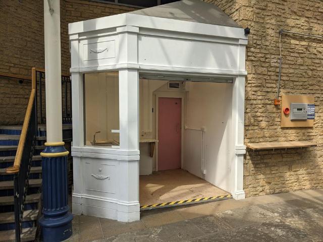 Mixed use to rent