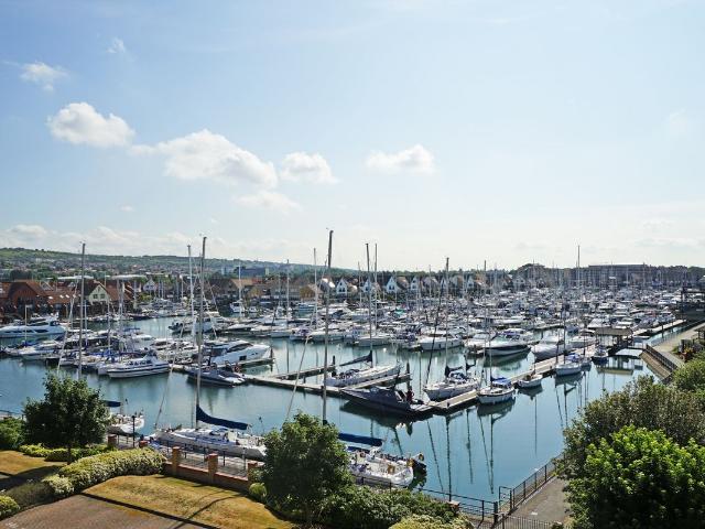 Mizzen House, Port Solent PO6, 2 bed flat to rent, £1,595 pcm | PrimeLocation