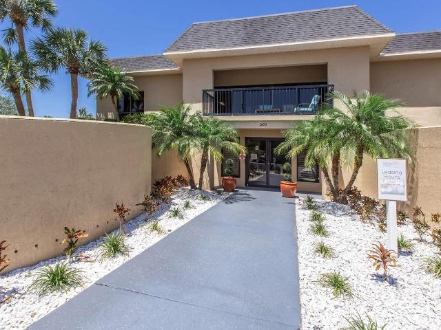 Mizell at Winter Park 2 Bedroom Apartment for Rent at 600 N Semoran Blvd, Winter Park, FL 32792