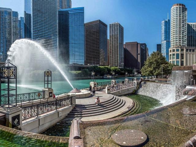 Moment 1 Bedroom Apartment for Rent at 545 N Mcclurg Ct, Chicago, IL 60611 Near North Side