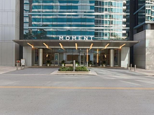 Moment 2 Bedroom Apartment for Rent at 545 N Mcclurg Ct, Chicago, IL 60611 Near North Side