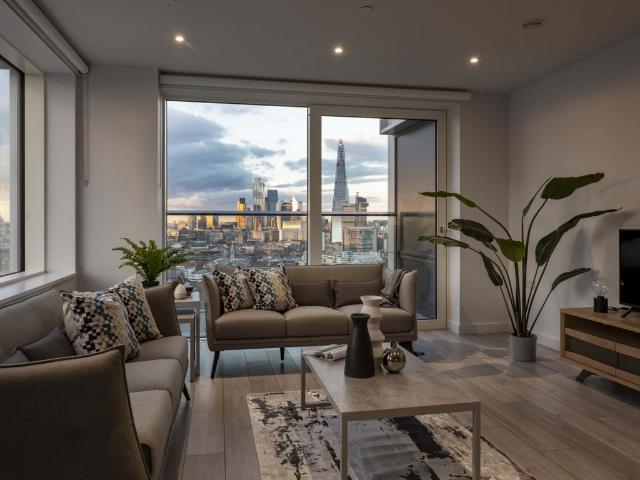 Momento Elephant & Castle 3 bed flat to rent £4,760 pcm £1,098 pw