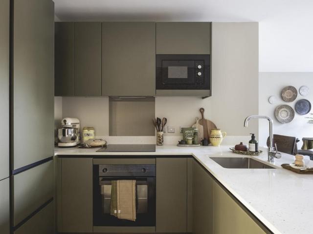 Momento Staines, 28 Mill Mead. 1 bed apartment to rent £1,607 pcm £371 pw