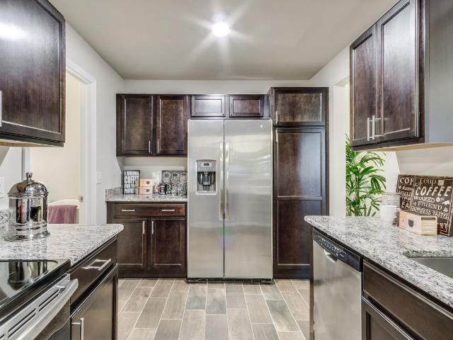 Montclair at Partridge Creek 2 Bedroom Apartment for Rent at 17721 Montage, Mount Clemens, MI 48038 Clinton Township